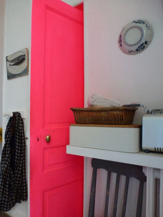 Du rose fluo dans la déco - Floriane Lemarié